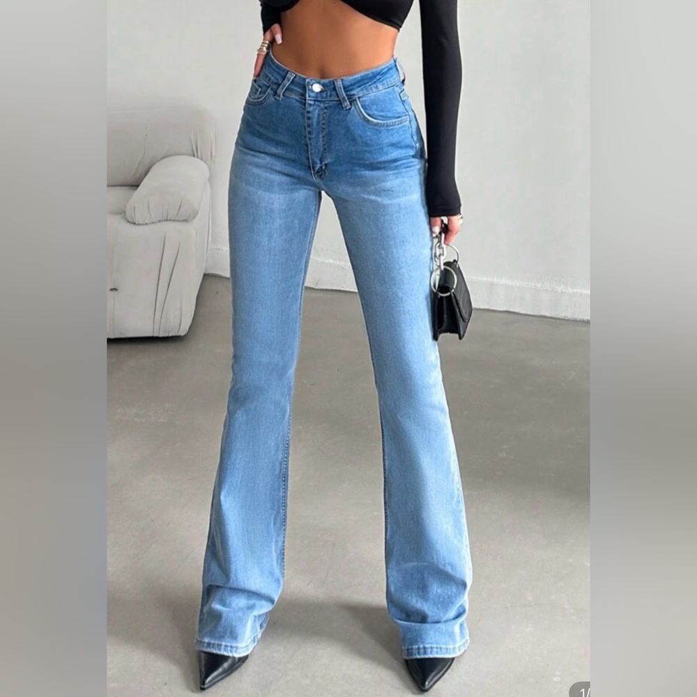 Flare Leg Jeans - Gem